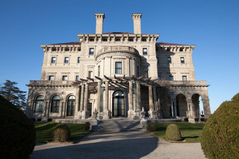 “Nothing Left Unsaid: Gloria Vanderbilt & Anderson Cooper,” a Preview ...