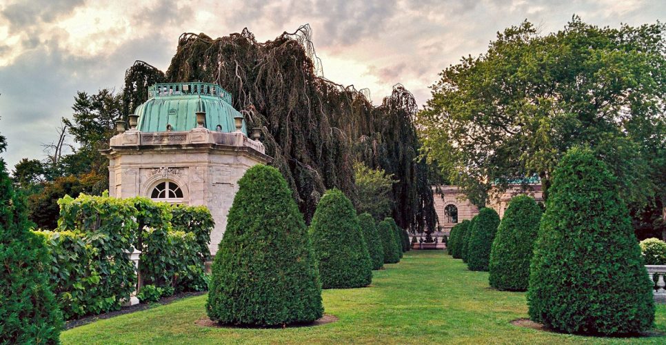 Inspiring Garden Design: The Elms Garden through the Seasons | Private ...